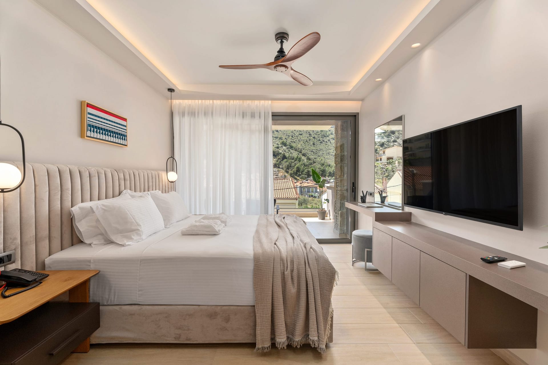 Deluxe Double Room - Ennea Muses Rooms & Suites